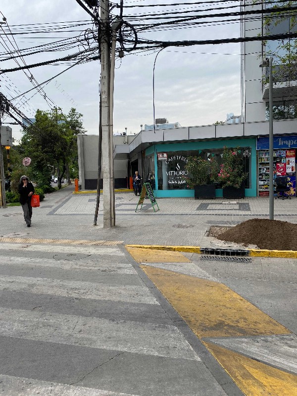 Local o Casa comercial en Arriendo en Providencia 1 baño | R77087734-2L0-66391 | Emol Propiedades